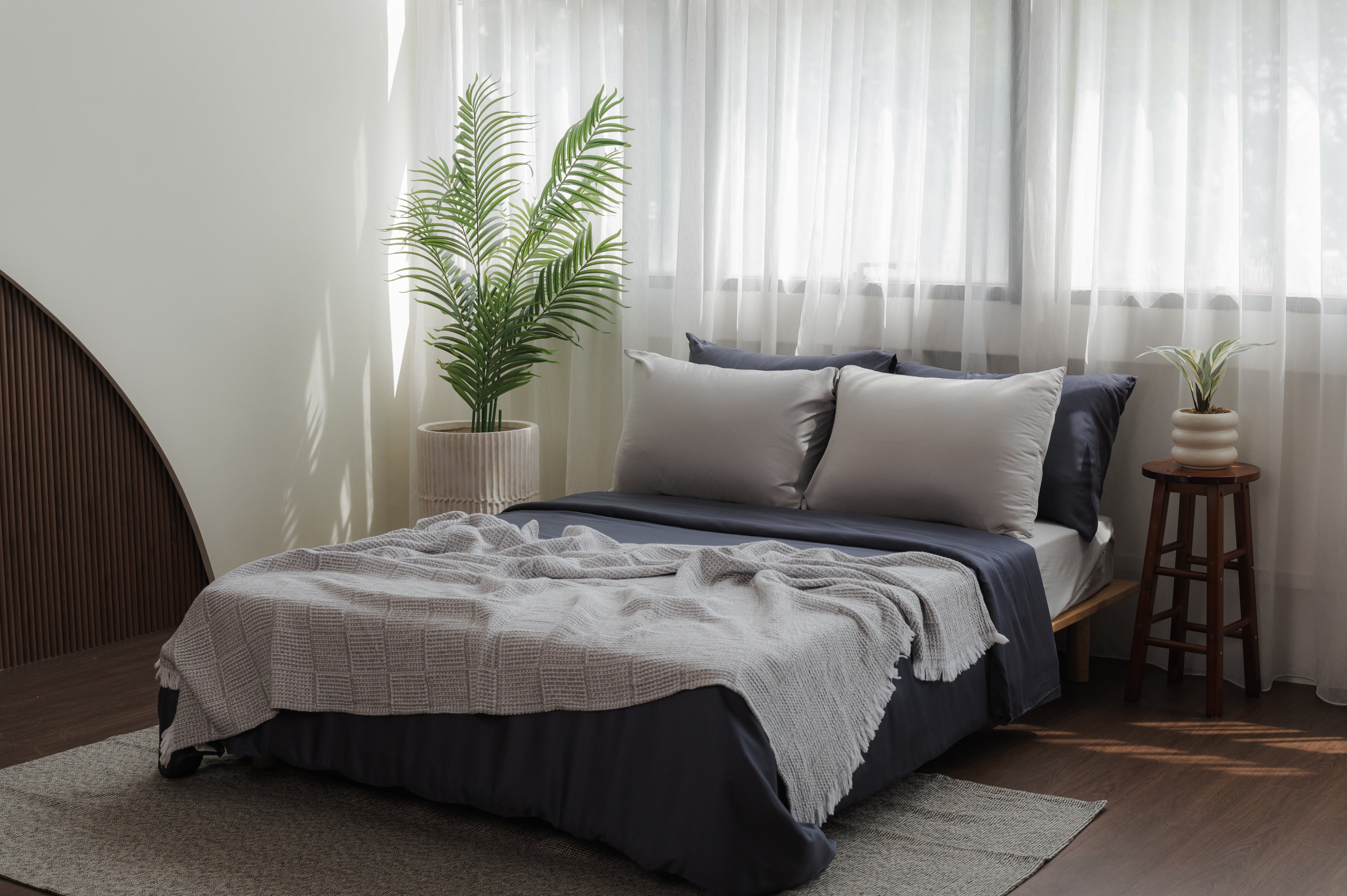 Sunday Throws – Sunday Bedding